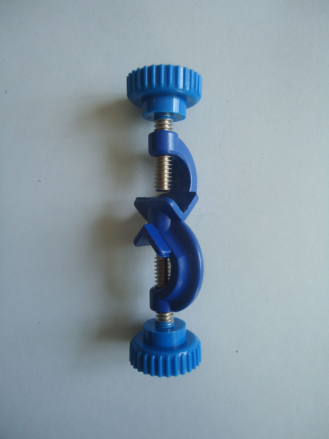 Pinzas y nueces: Nuez doble