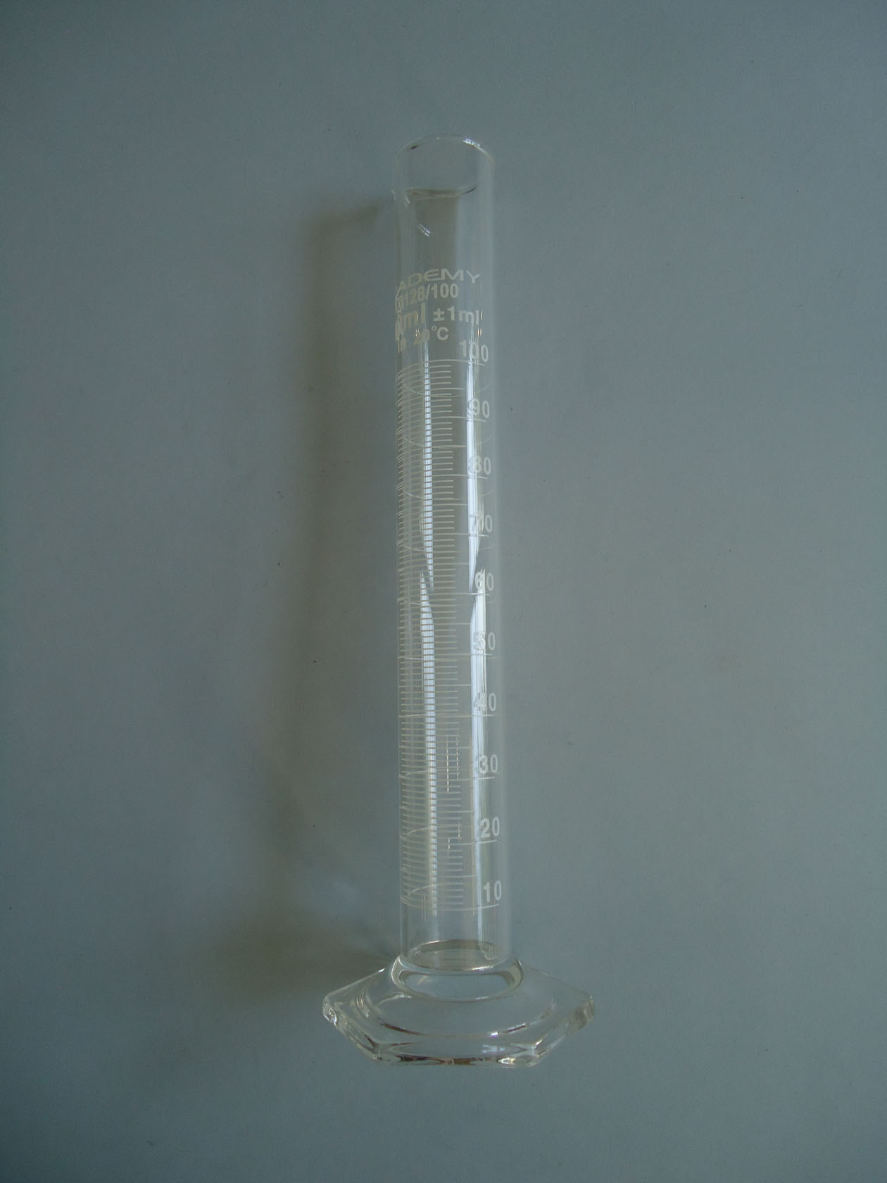 Probetas: Probeta vidrio graduada 100 ml.